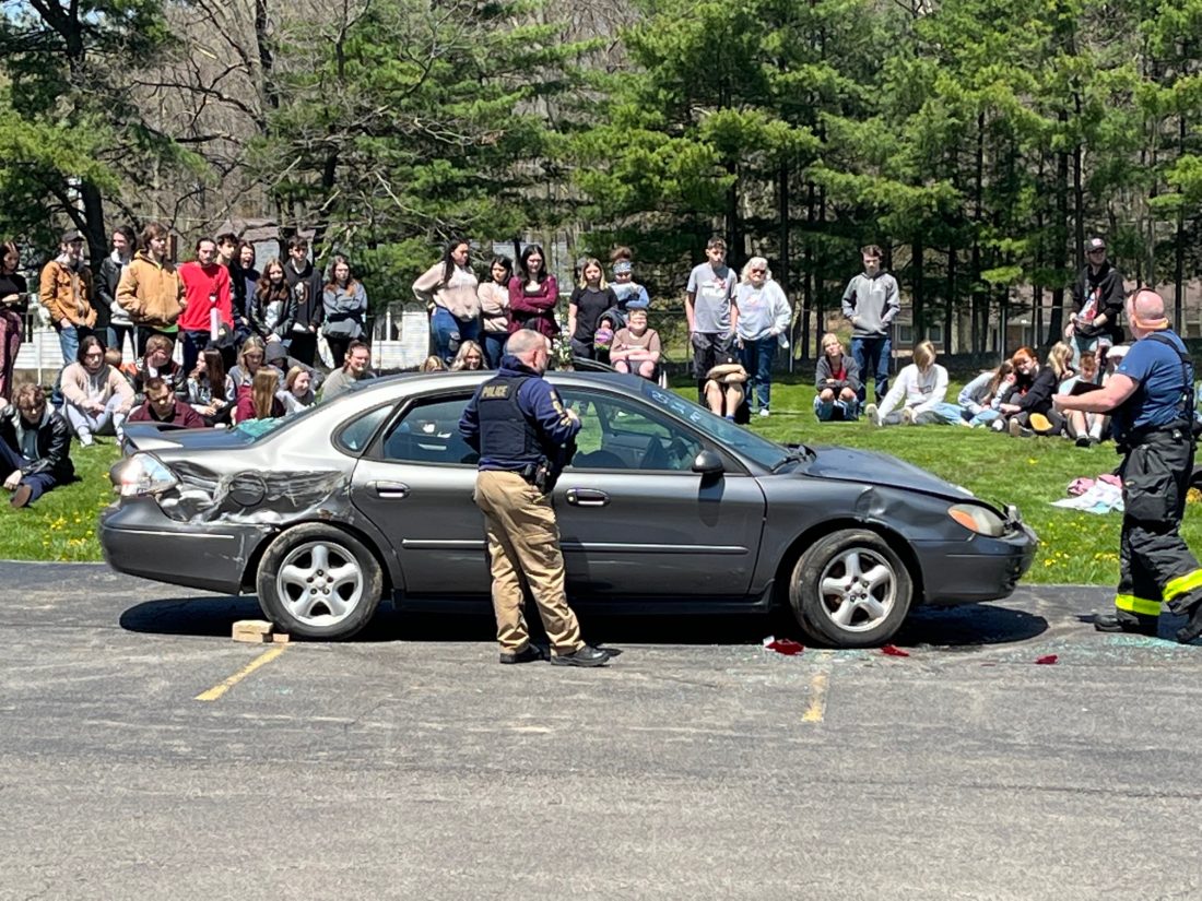 EPHS mock crash | News, Sports, Jobs - Morning Journal